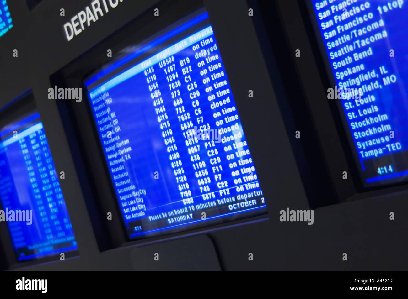 Airport flight departure information tv screen hi-res stock photography ...