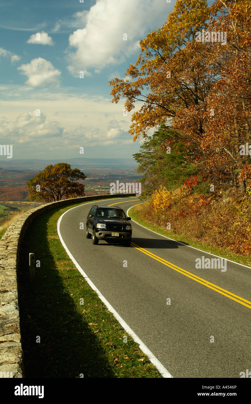 Autumn skyline drive virginia us hi-res stock photography and images ...