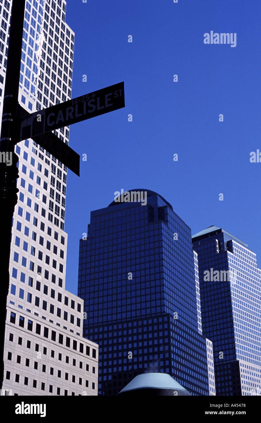 NYC USA - street signs and buildings Stock Photo - Alamy