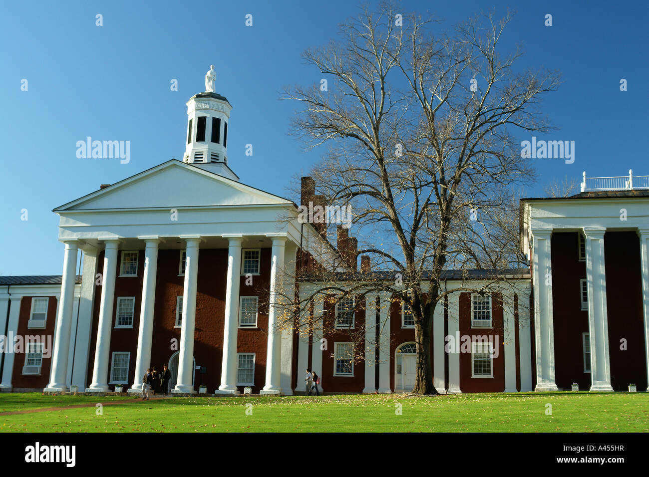 Campus buildings washington lee college virginia hi-res stock ...