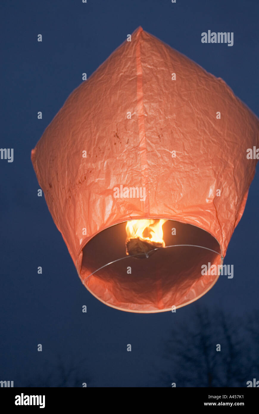 Chinese Paper Floating Lantern In Sky Heavenly Lantern Festival Chinese ...