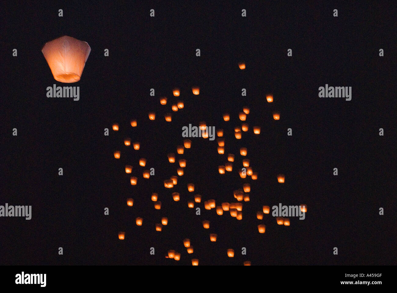 Chinese Paper Floating Lanterns In Sky Heavenly Lantern Festival ...