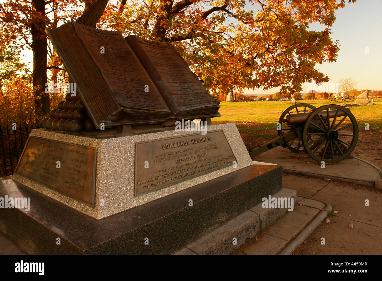 Open book monument hi-res stock photography and images - Alamy