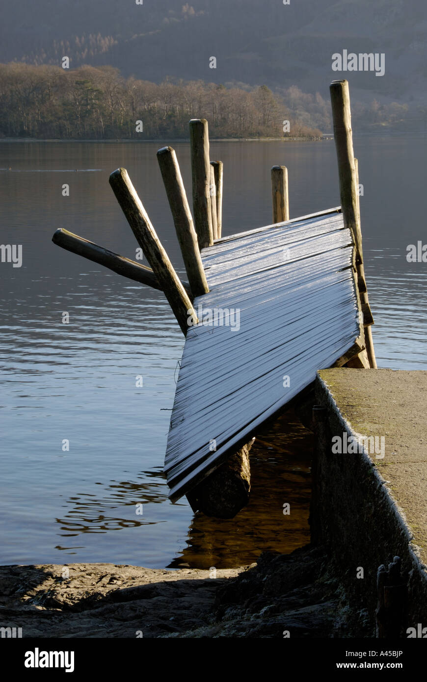 Jetty damaged hi-res stock photography and images - Alamy