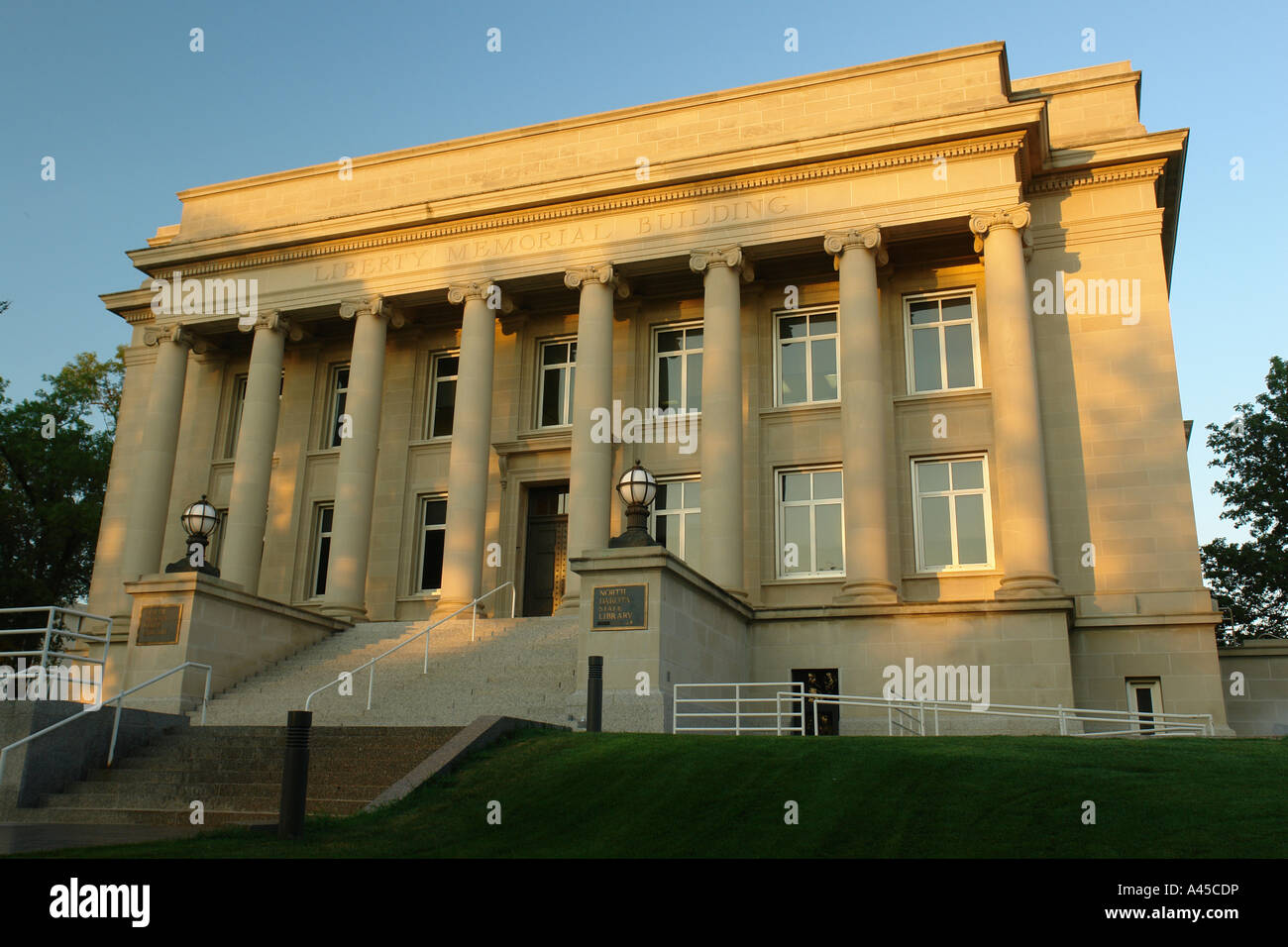 Liberty memorial bismarck hi-res stock photography and images - Alamy