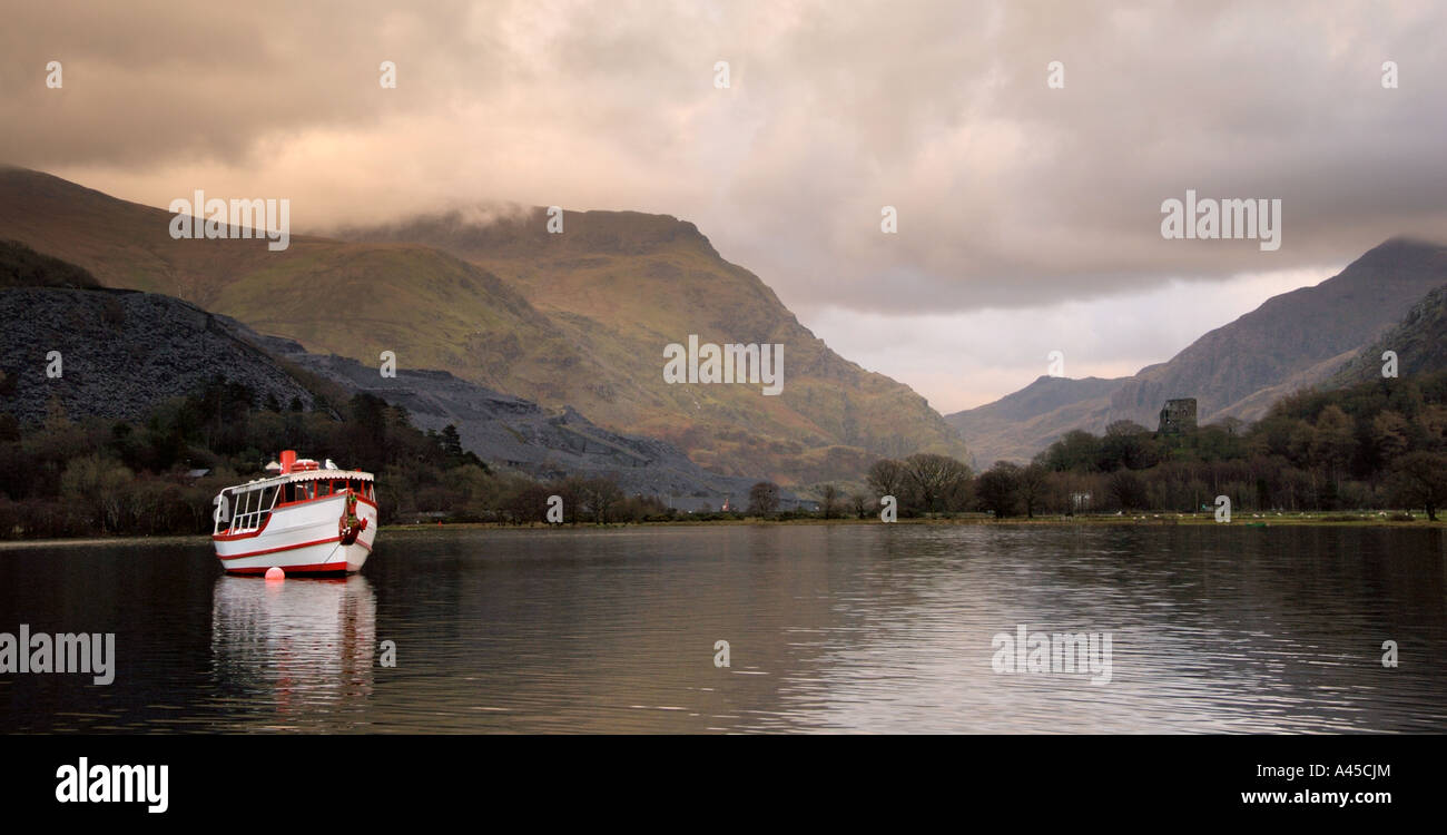 Llanberis snowdonia boat lake hi-res stock photography and images - Alamy