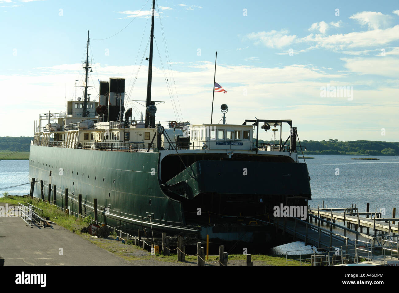 AJD57602, Manistee, MI, Michigan, Lake Michigan, Manistee River ...