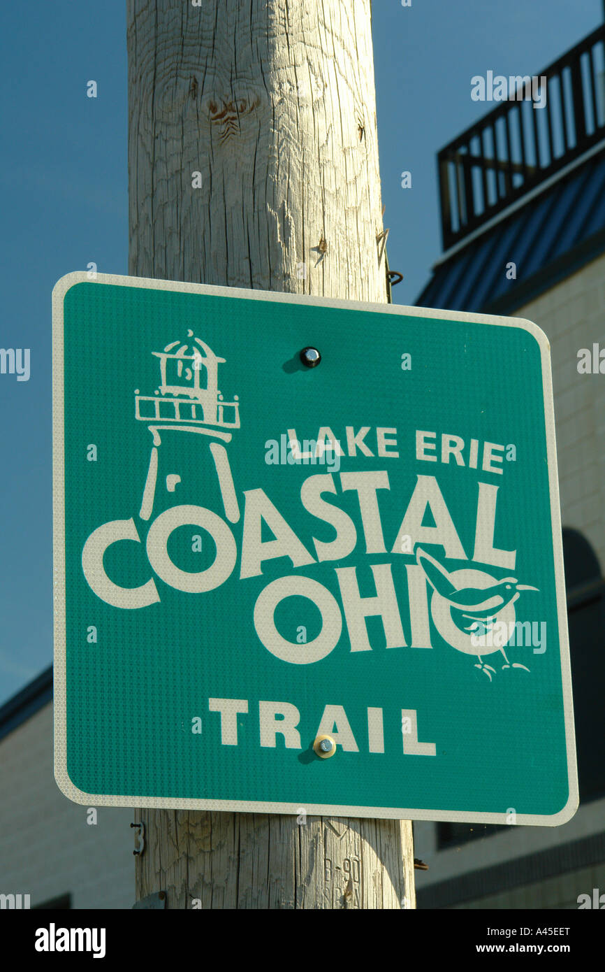 AJD57764, Sandusky, OH, Ohio, Lake Erie Coastal Ohio Trail, road sign ...
