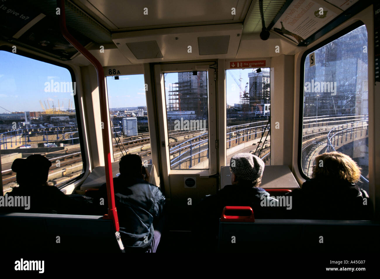 Transport docklands light railway london 2000 hi-res stock photography ...
