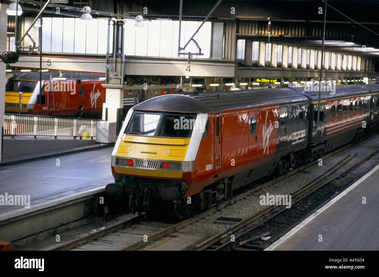 London 2000 hi-res stock photography and images - Alamy