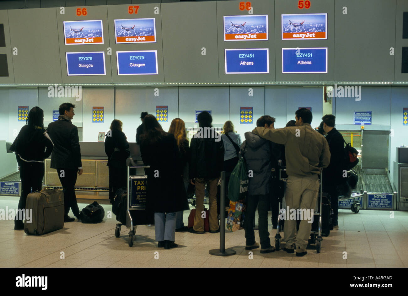 New Terminal Building Luton Airport High Resolution Stock Photography ...