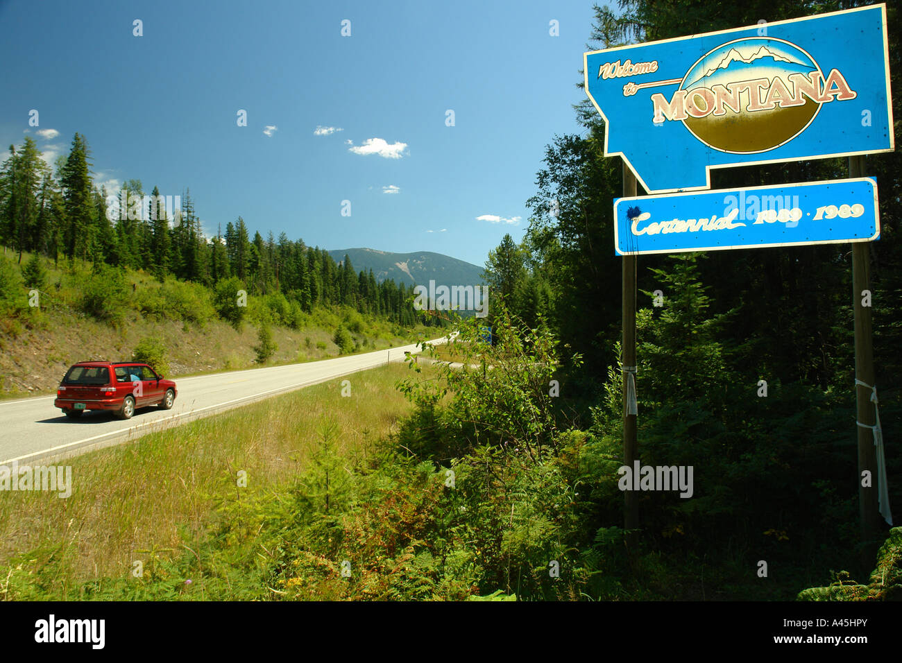 AJD56370, MT, Montana, Welcome to Montana, road sign, border Stock ...