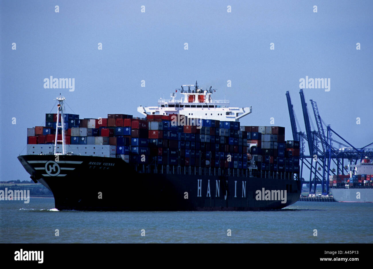 Hanjin container ship leaving the port of Felixstowe in Suffolk ...