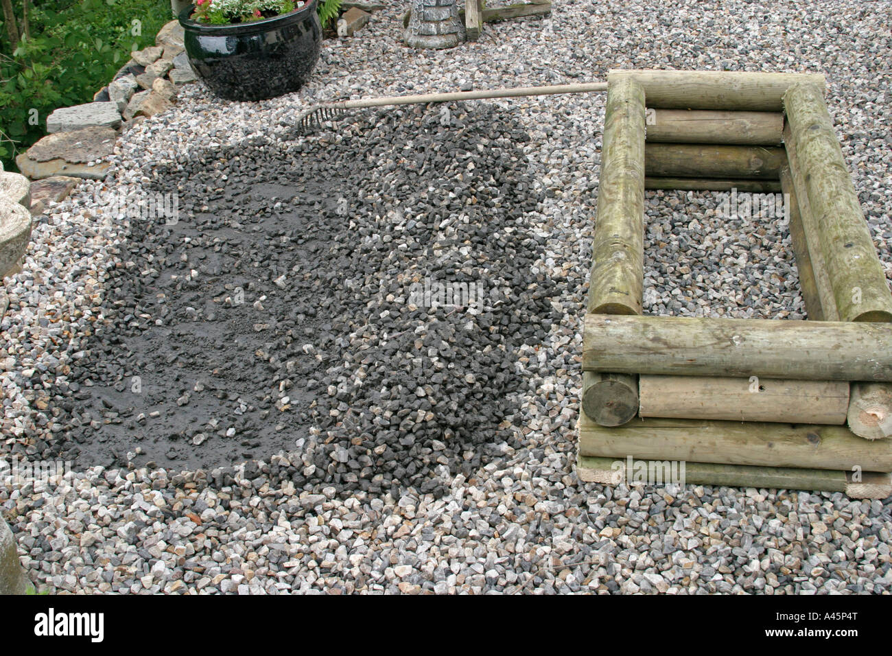 BUILDING A HERB PLANTER STEP 7 rake back the shingle to place planter ...