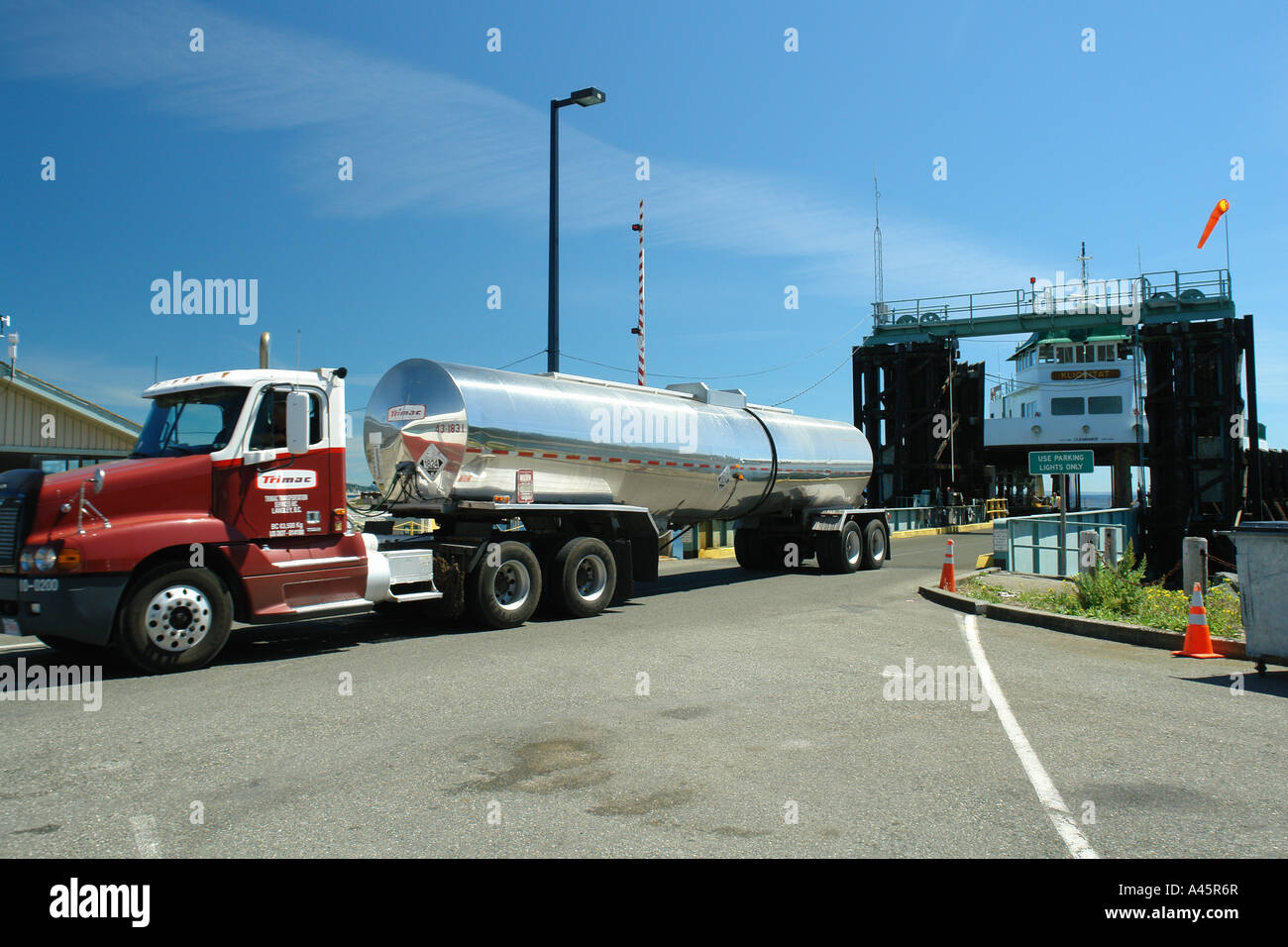 Keystone pictures usa boat hi-res stock photography and images - Alamy