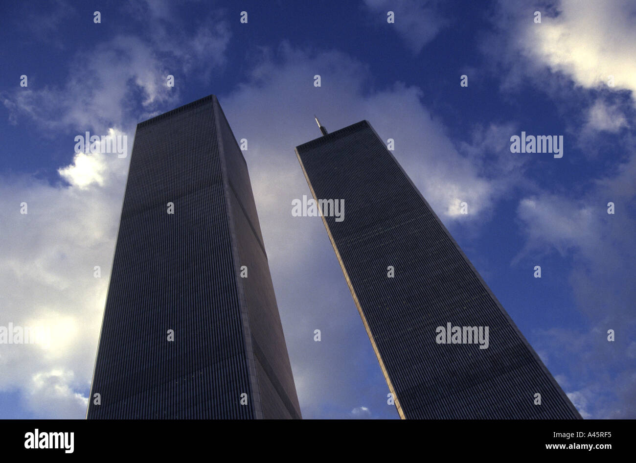 World trade center 1999 hi-res stock photography and images - Alamy
