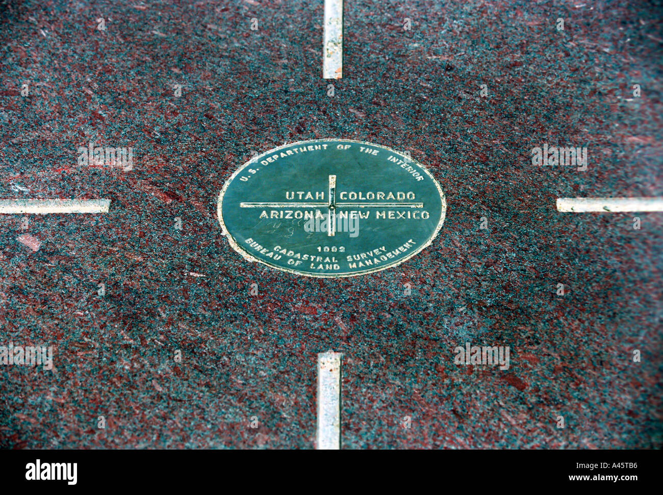 Four corners hi-res stock photography and images - Alamy