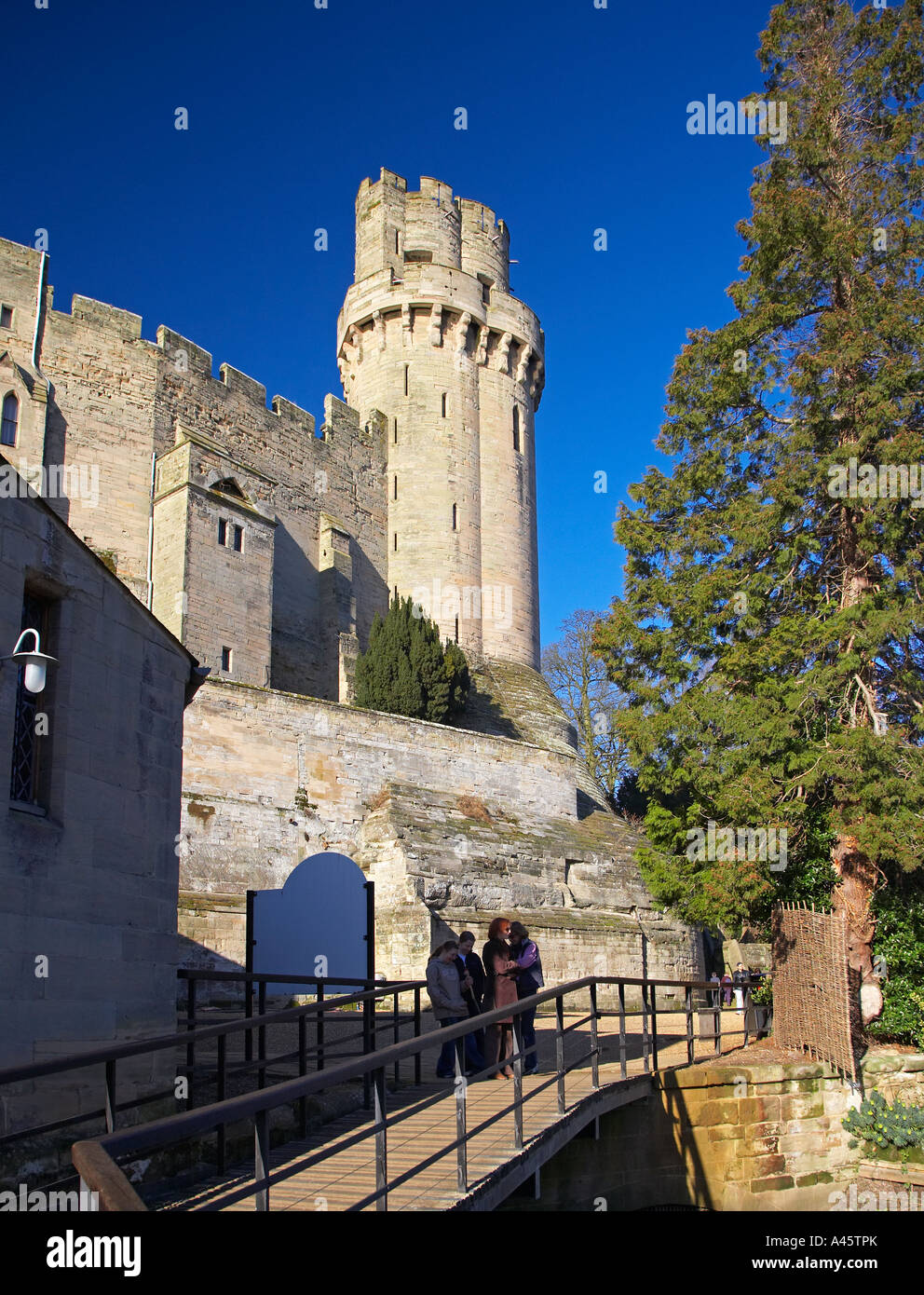 Warwick stronghold hi-res stock photography and images - Alamy