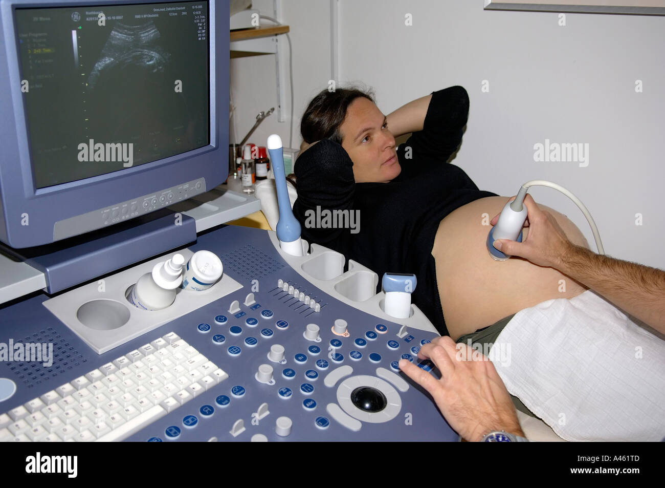 Monitor pregnancy ultrasound ultrasonic examination hi-res stock ...