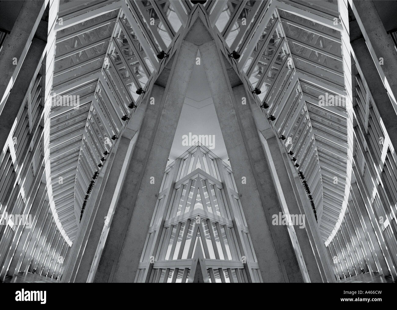 Abstract geometric architecture hi-res stock photography and images - Alamy