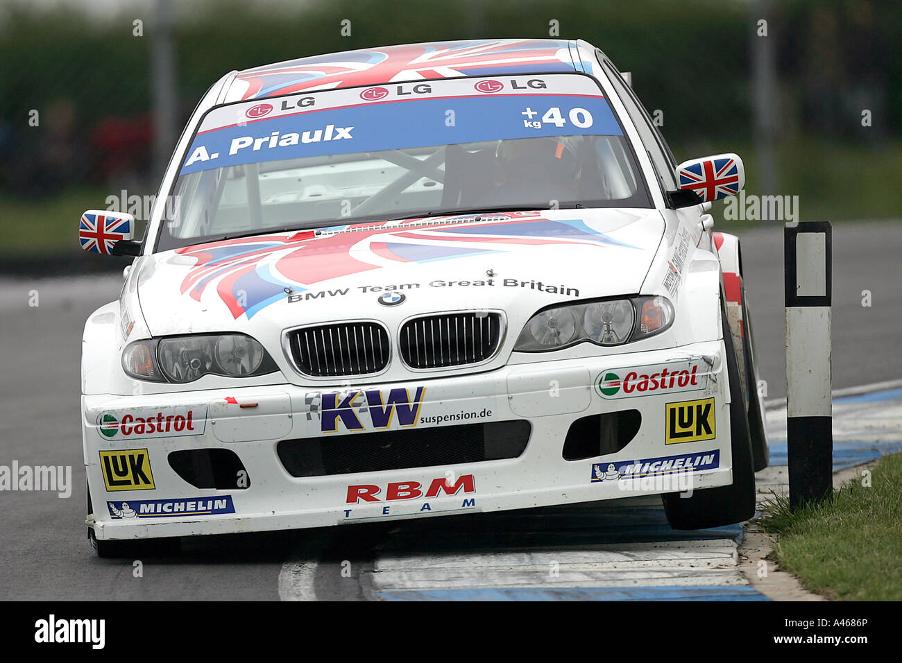Red and white kerb racing circuit hi-res stock photography and images ...