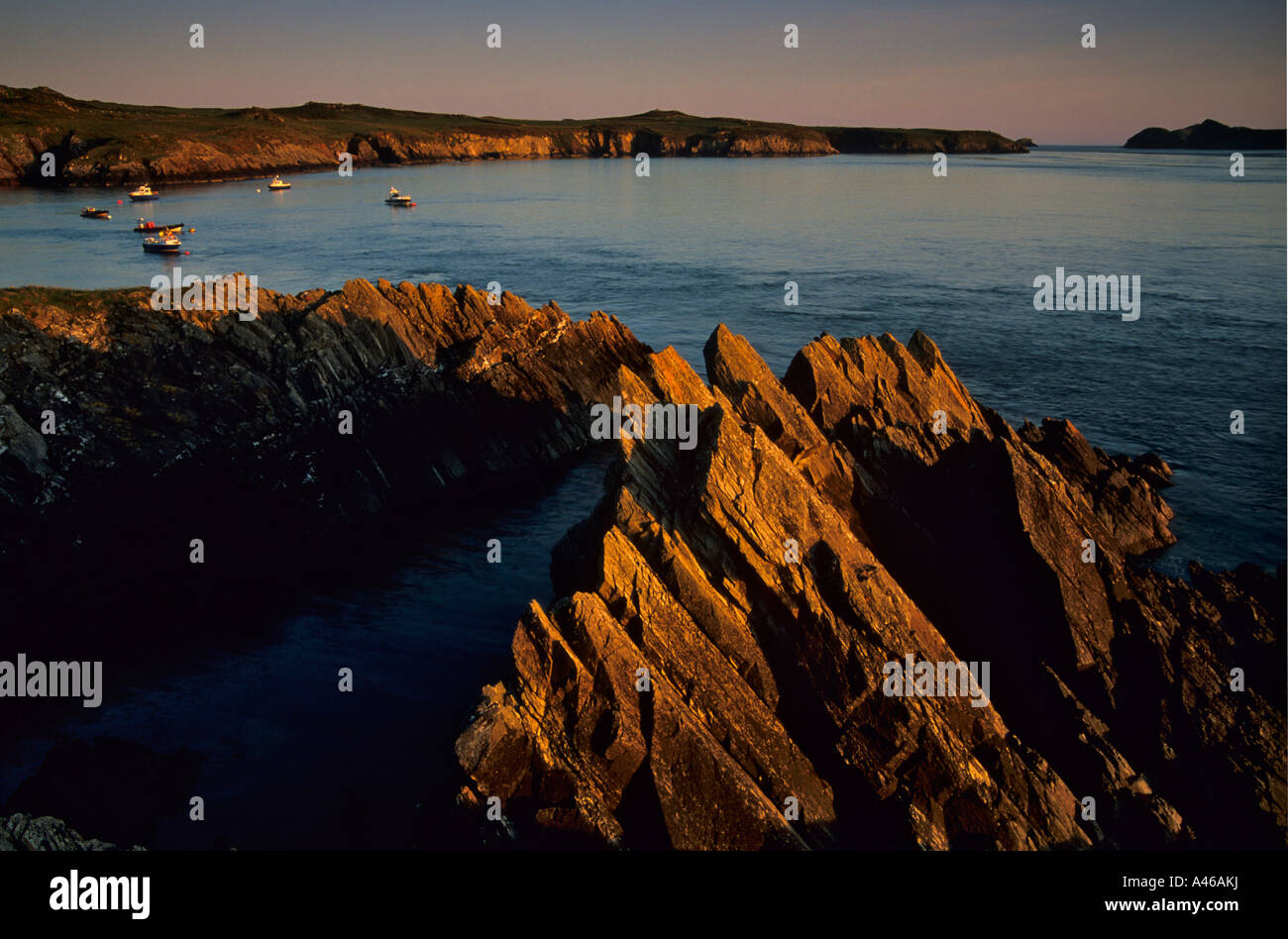 Sliced rocks hi-res stock photography and images - Alamy