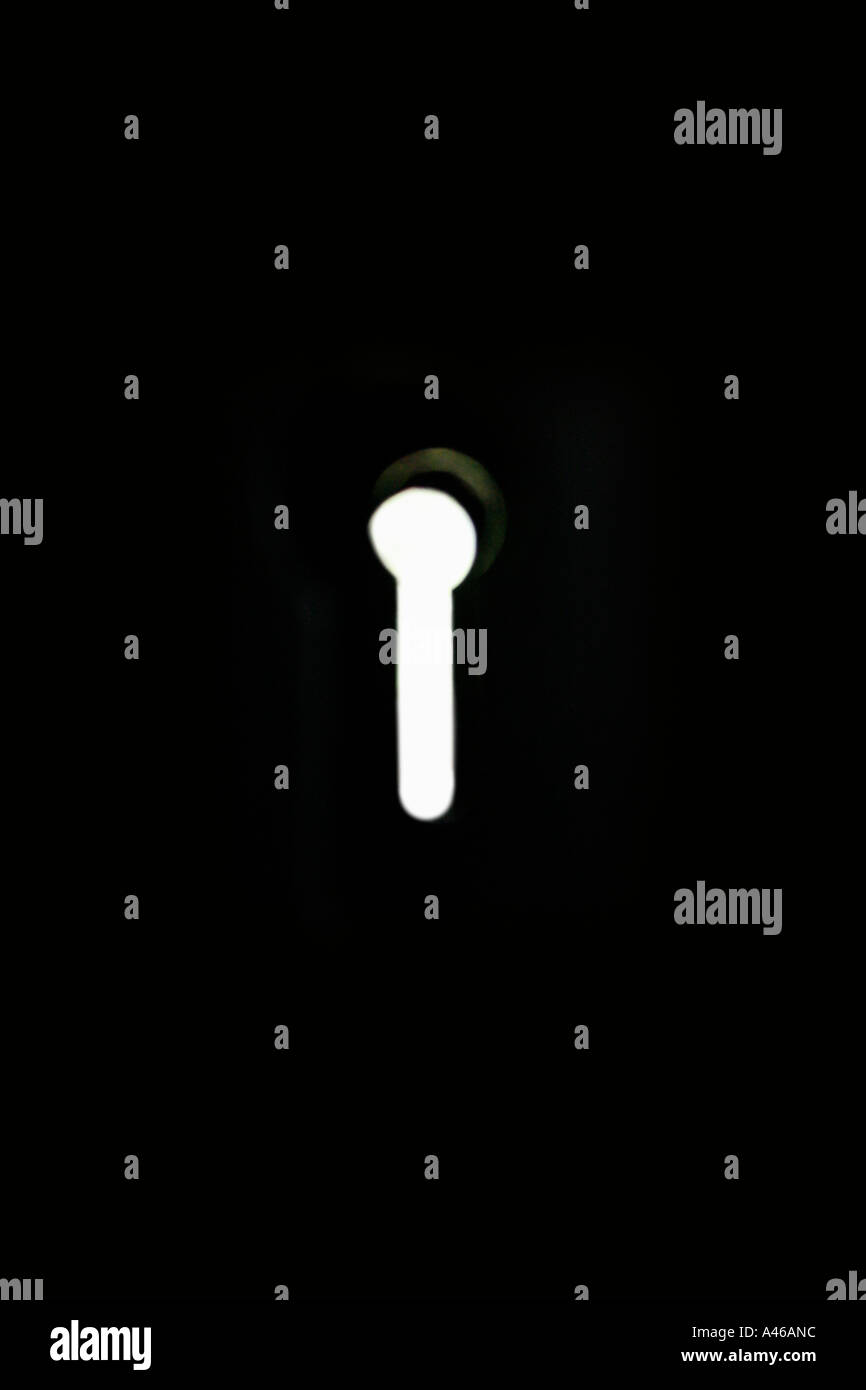Through the key hole hi-res stock photography and images - Alamy