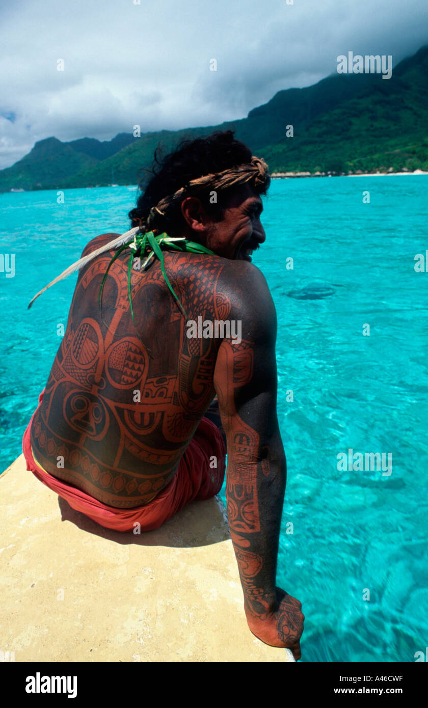 Man with tattoo moorea hi-res stock photography and images - Alamy