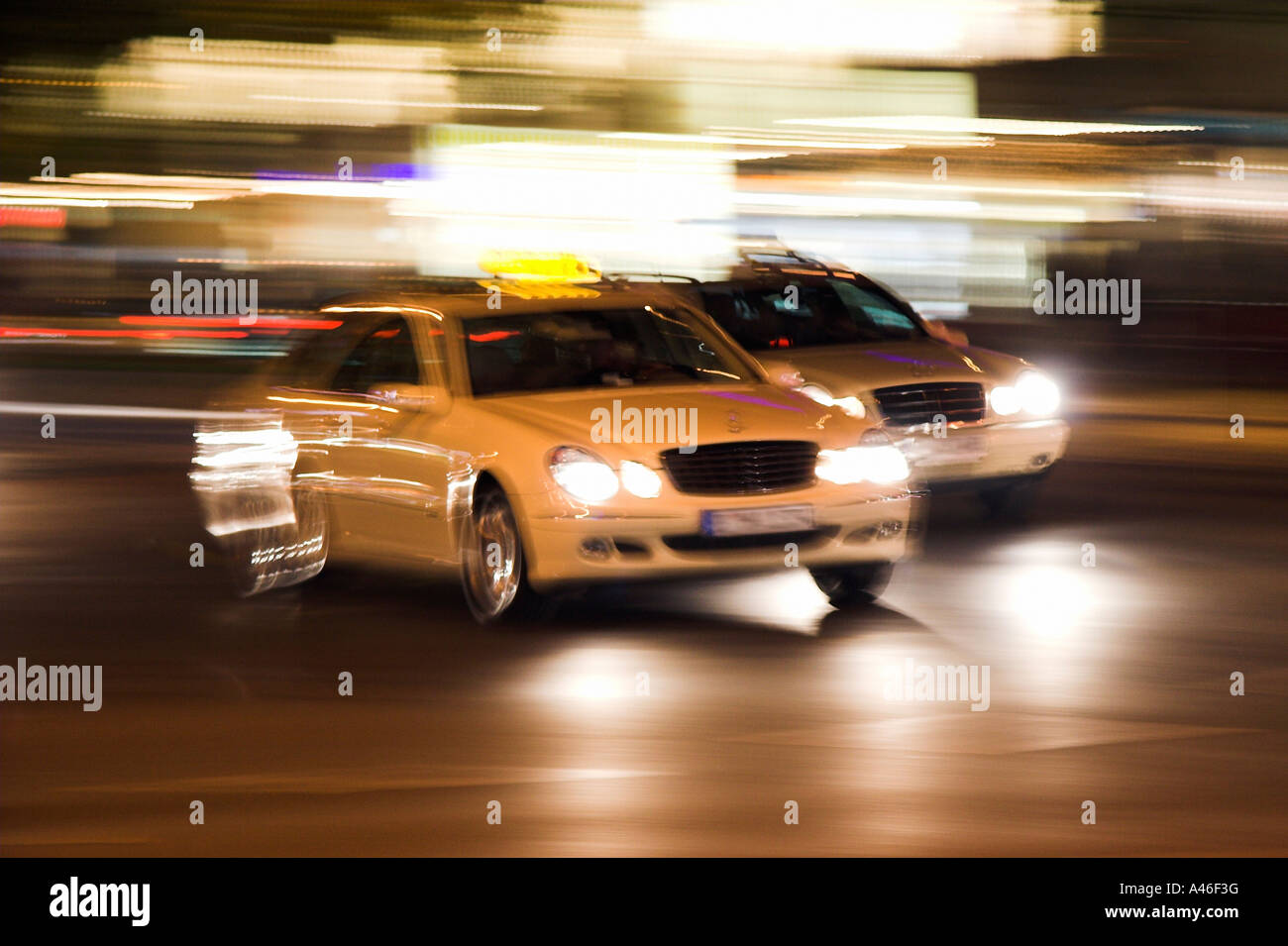 Taxi driver shift hi-res stock photography and images - Alamy