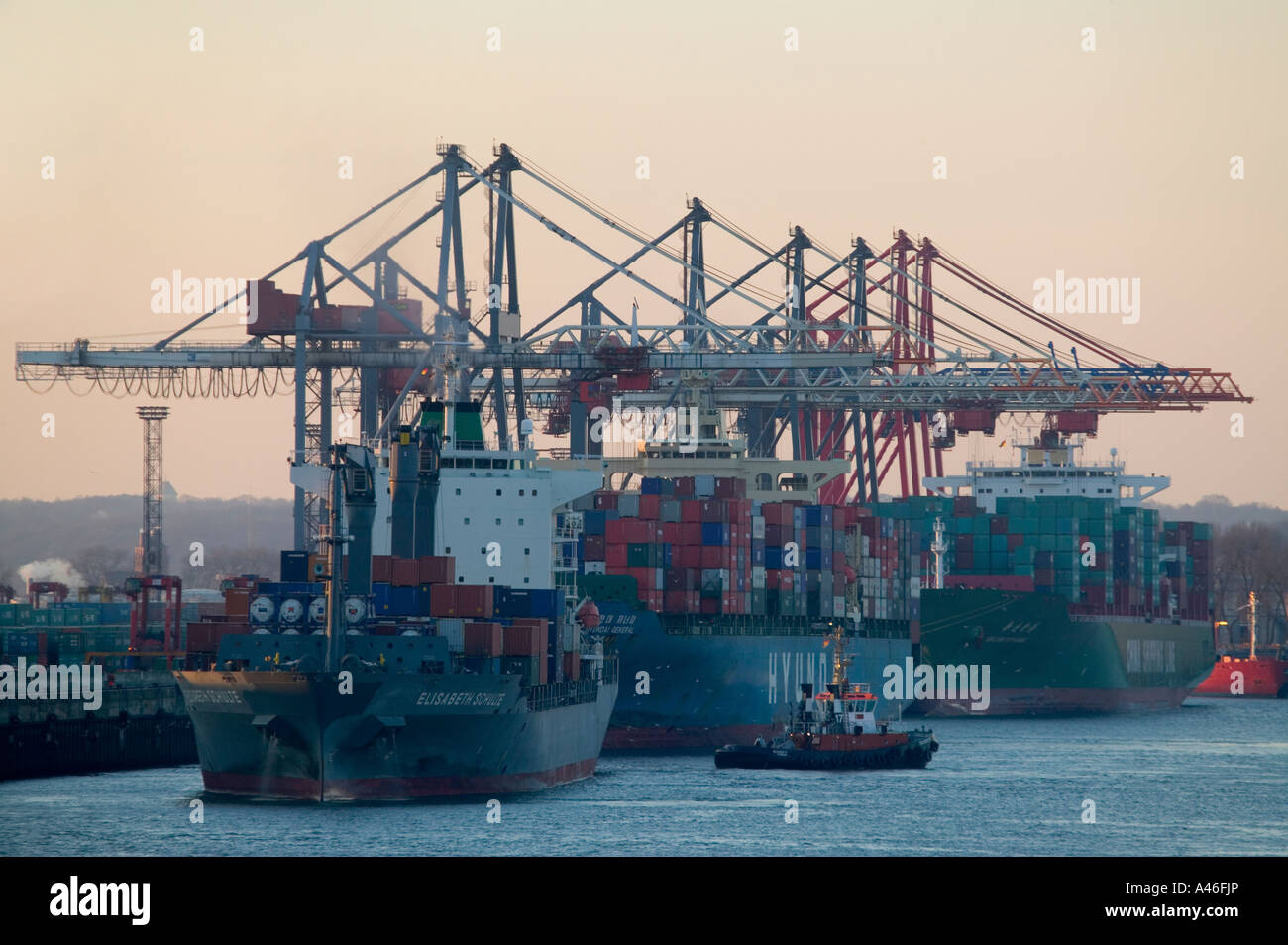 Container ships at the Burchard wharf in the port of Hamburg, Germany ...