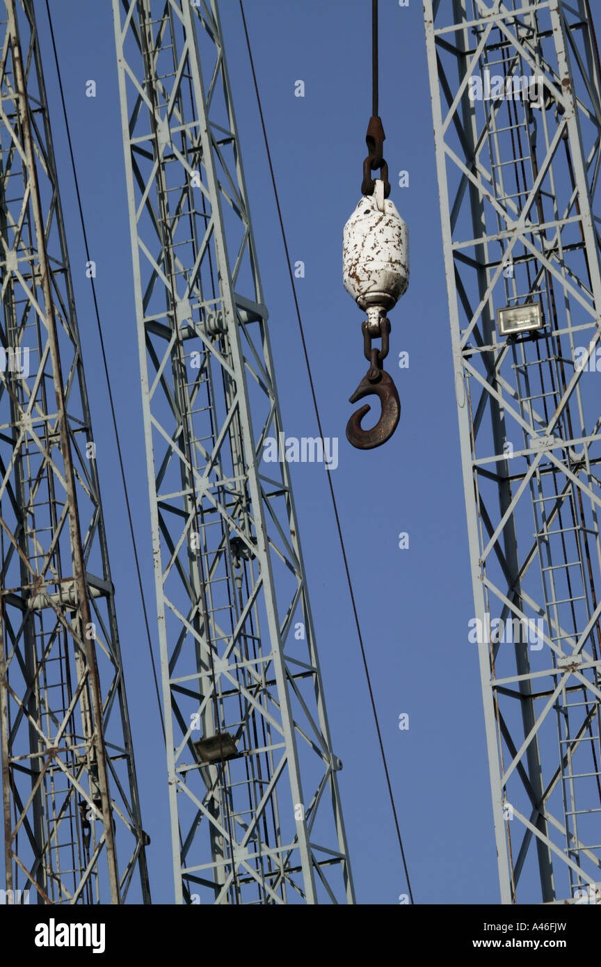 A crane hook Stock Photo - Alamy