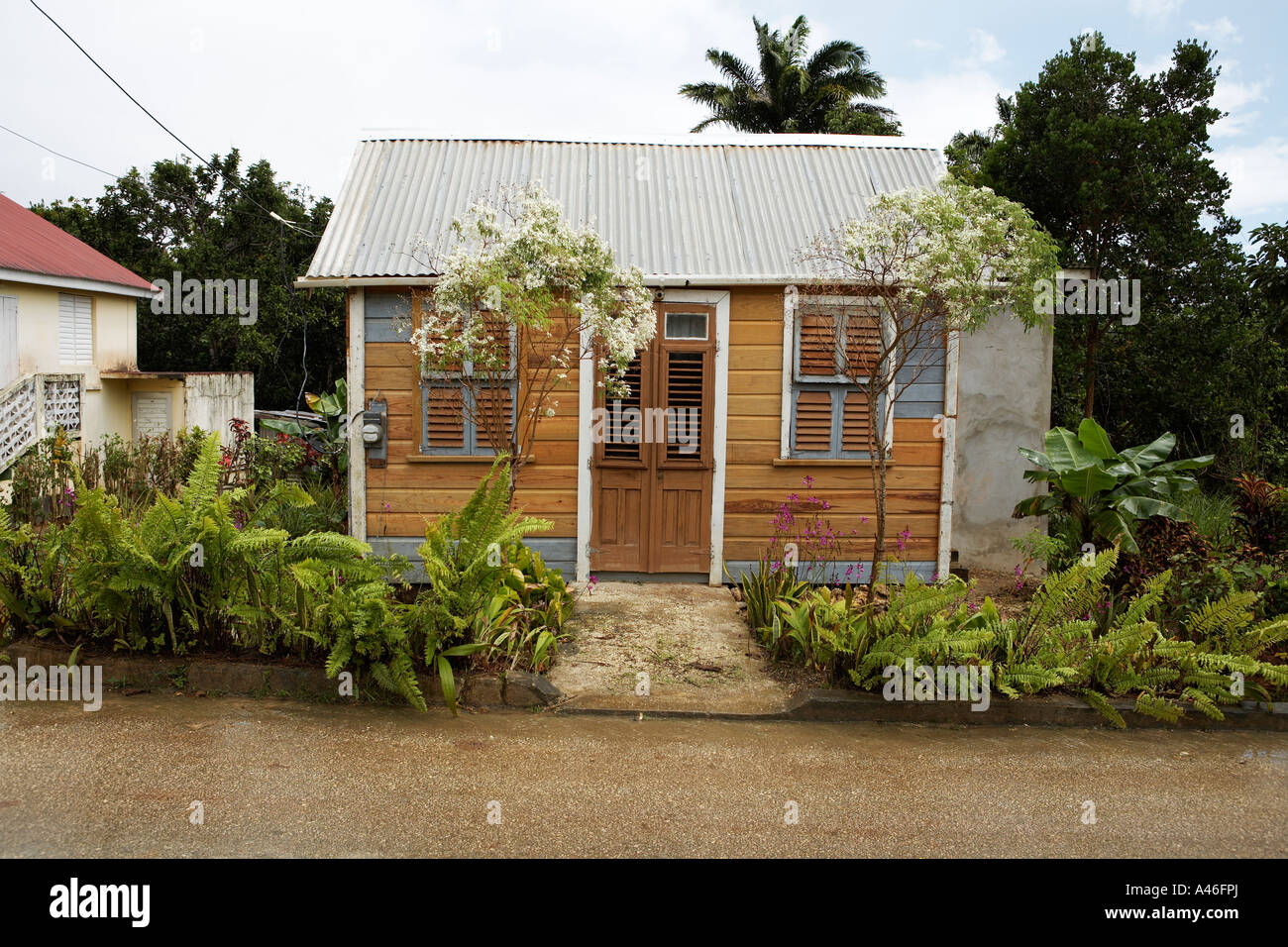 Traditional chattel house in Barbados Stock Photo - Alamy