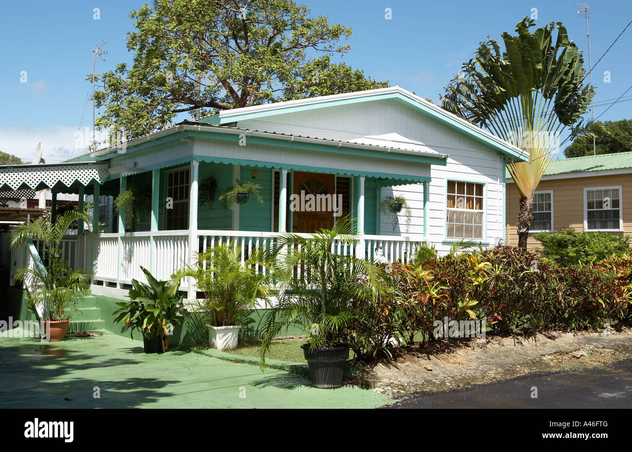 Rural house in Barbados Stock Photo - Alamy