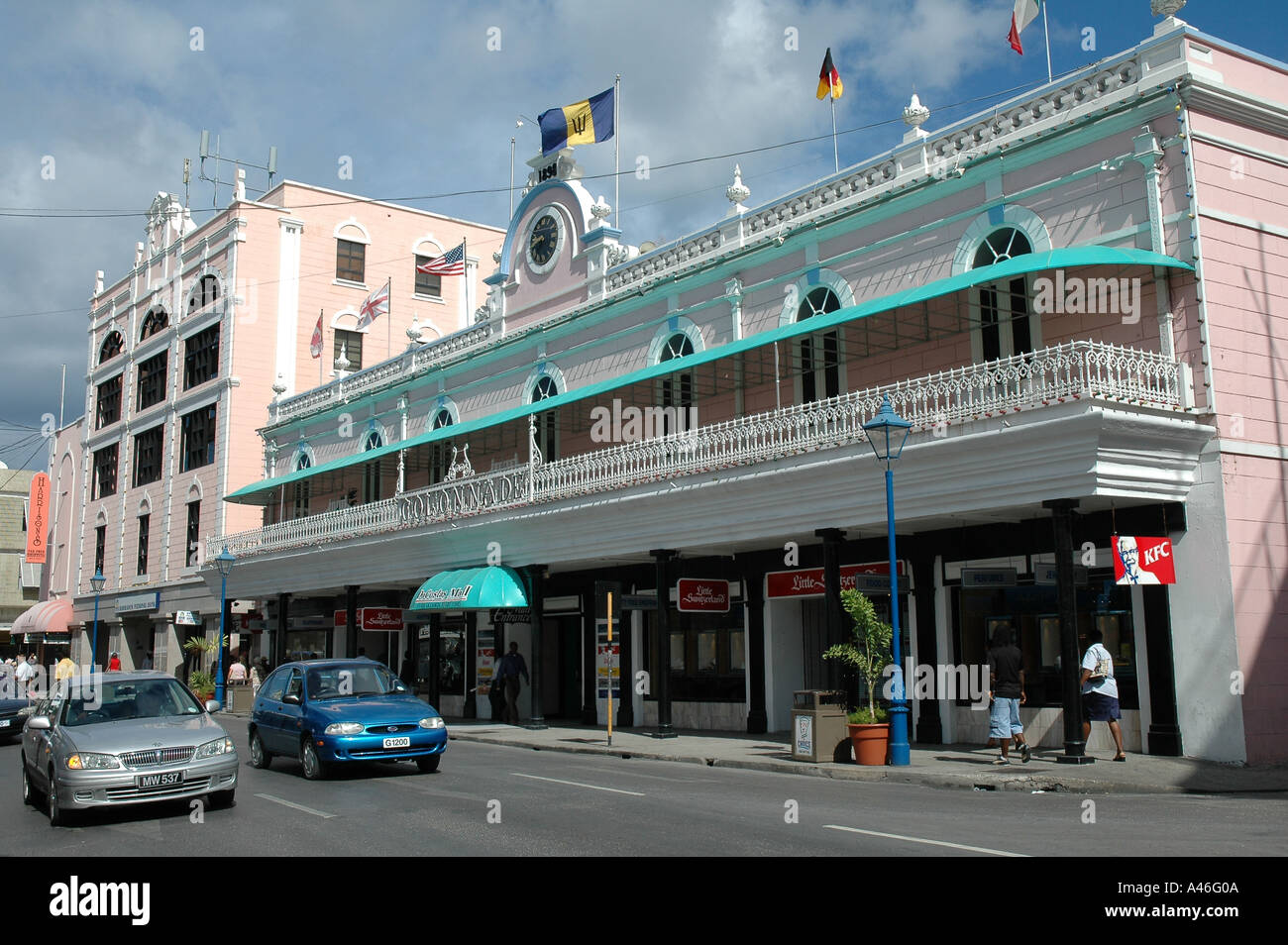 Bridgetown barbados broad street hi-res stock photography and images ...