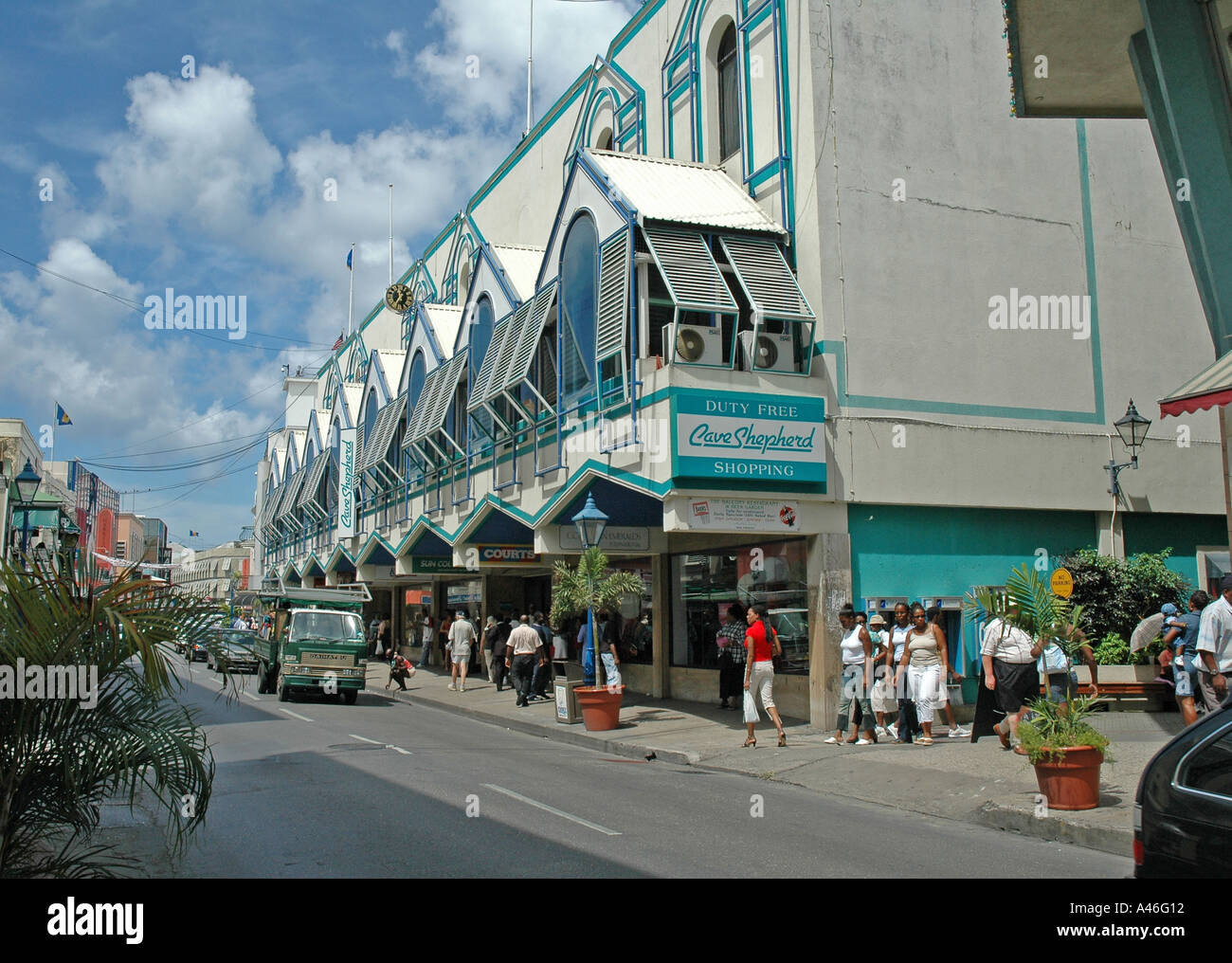 Broad street barbados hi-res stock photography and images - Alamy