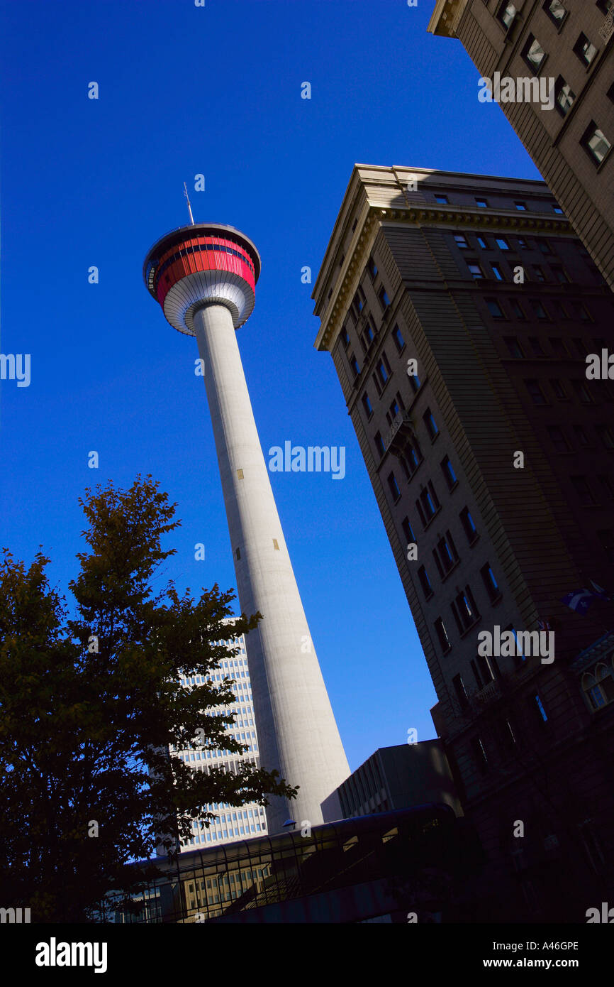 A tall tower in downtown city Stock Photo - Alamy