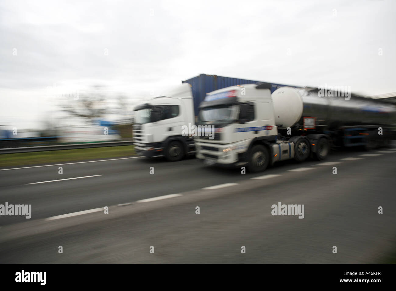 Heavy goods vehicles (HGV) at speed Stock Photo - Alamy