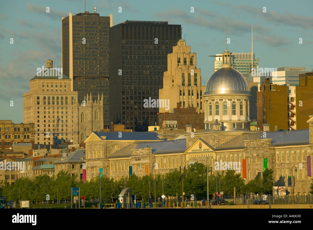 Montreal historic center hi-res stock photography and images - Alamy