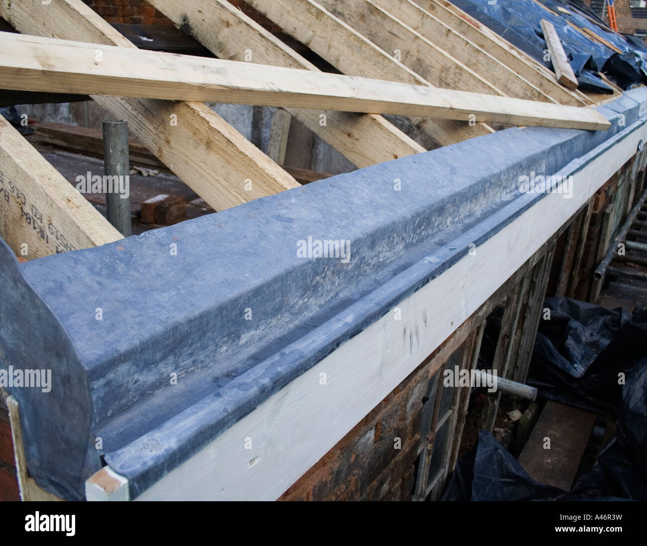 Lead gutter hi-res stock photography and images - Alamy