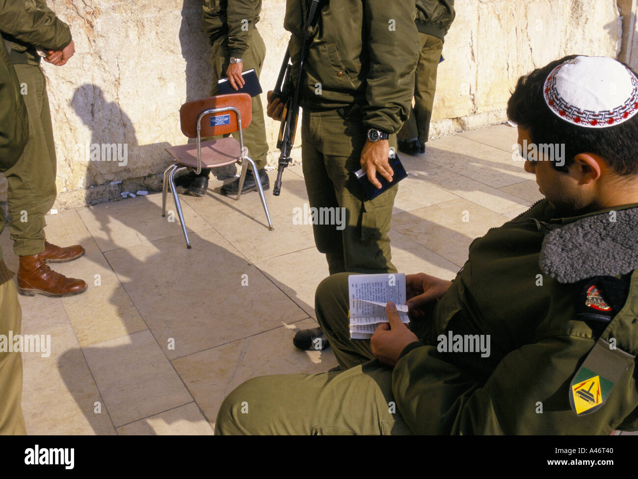 Israeli soldiers praying at the Wailing (Western) Wall, Jerusalem ...