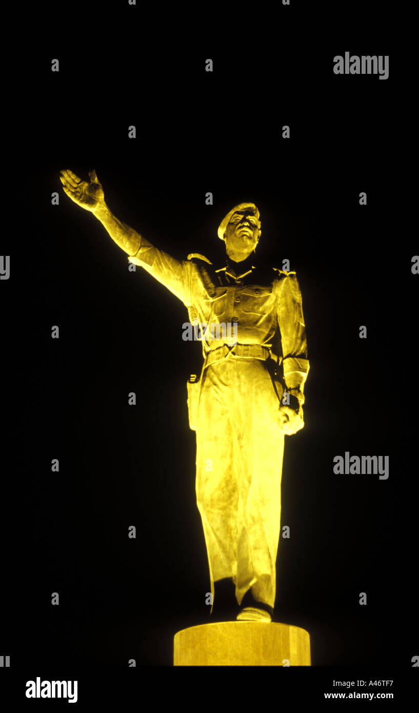 statue of saddam hussein in the square of the arab leaders baghdad iraq ...