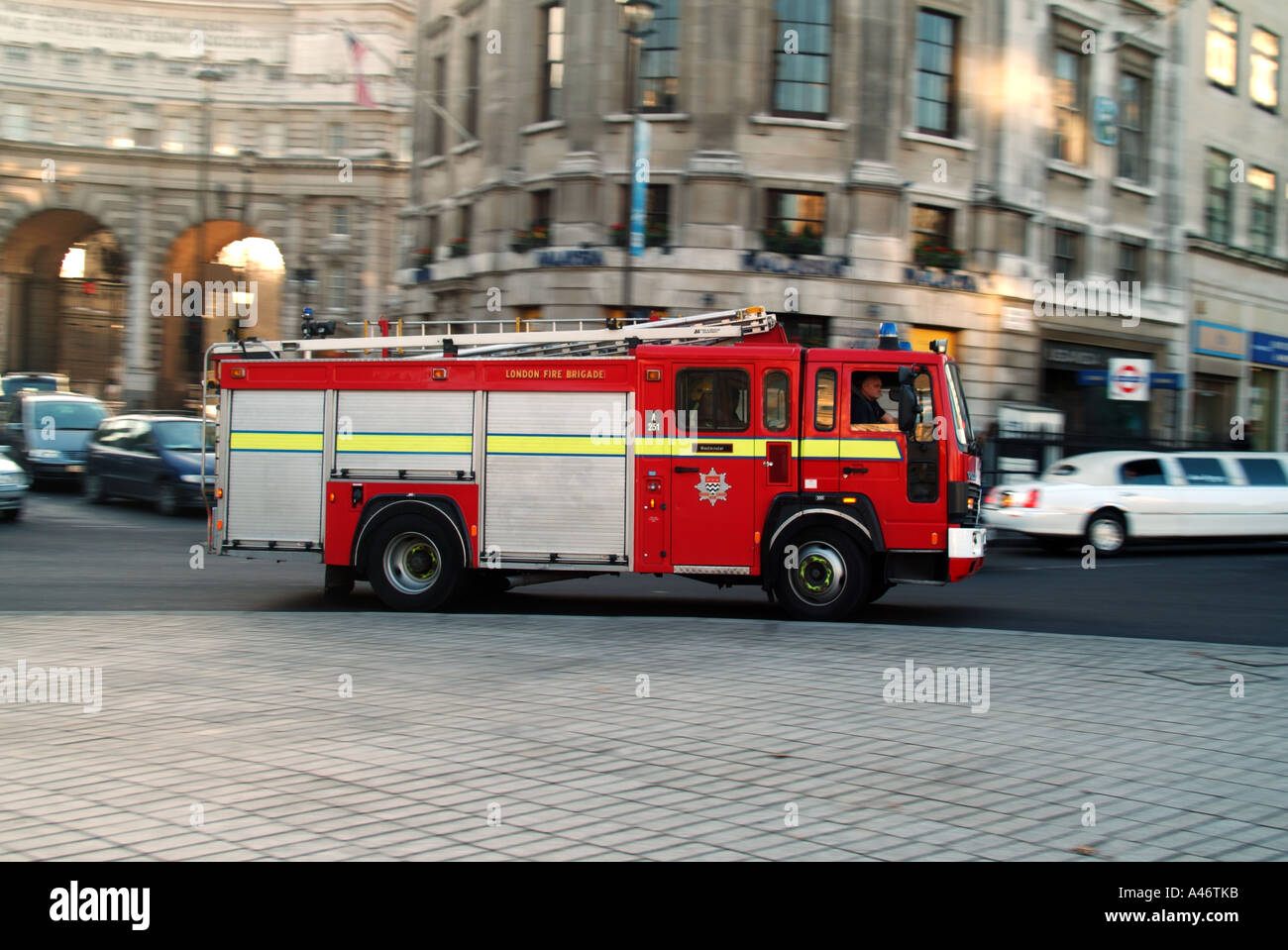 London metropolitan fire brigade hi-res stock photography and images ...