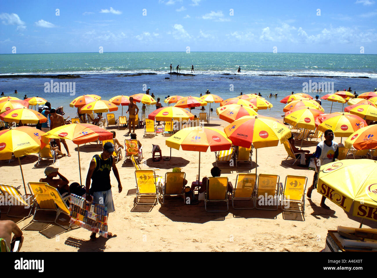 Offshore beach hi-res stock photography and images - Alamy