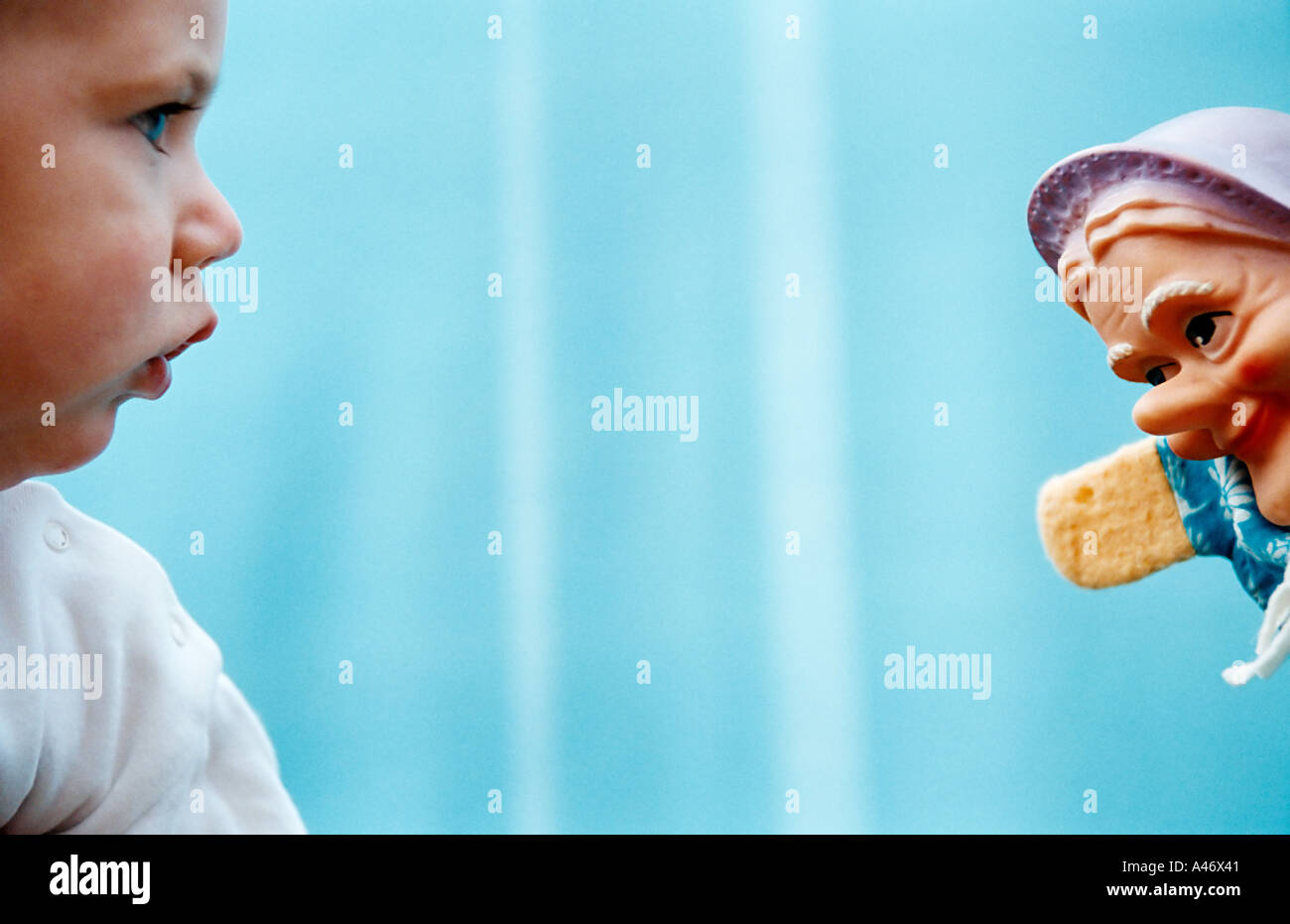 Anatomy child watching hi-res stock photography and images - Alamy