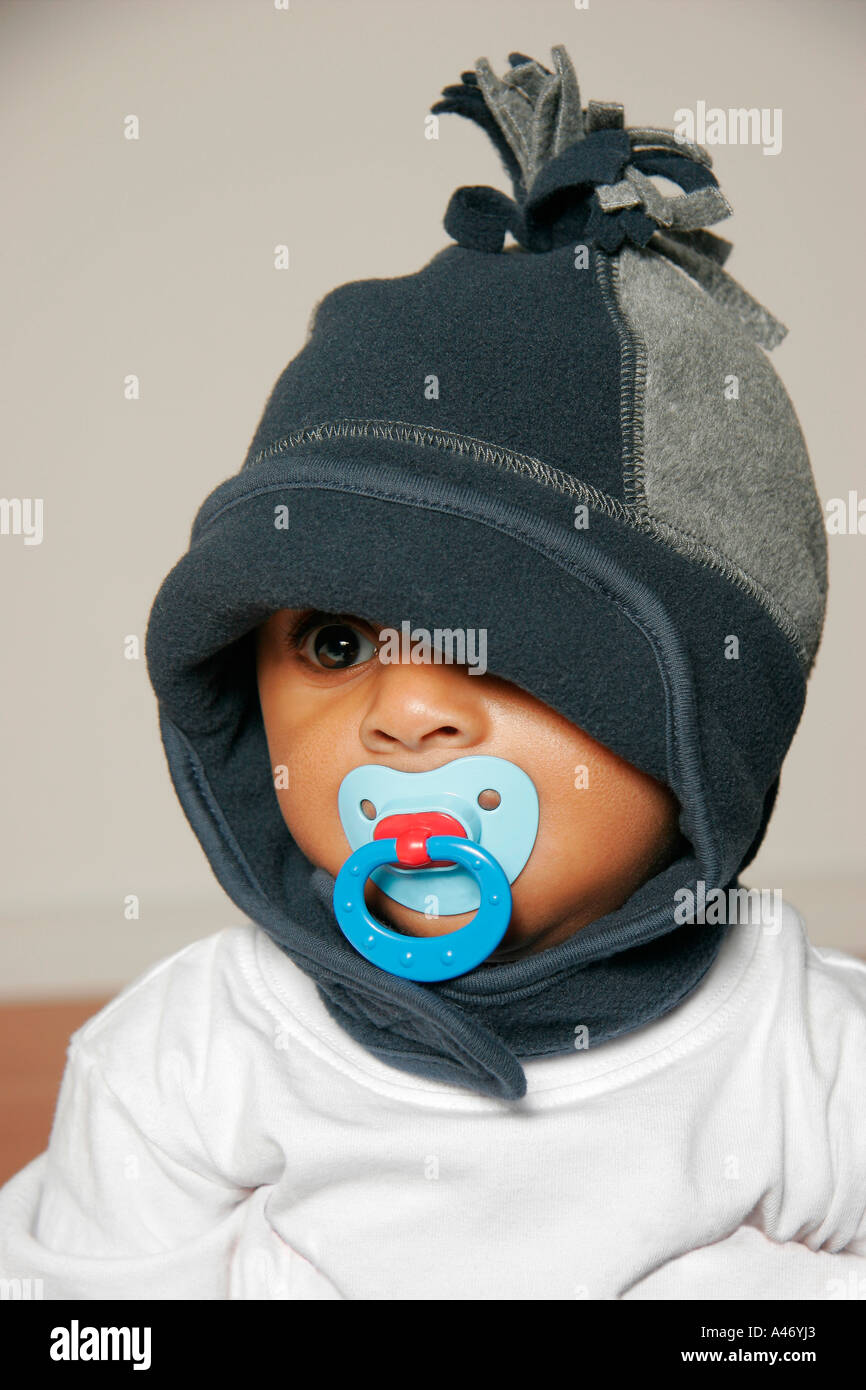 Wearing toque hi-res stock photography and images - Alamy