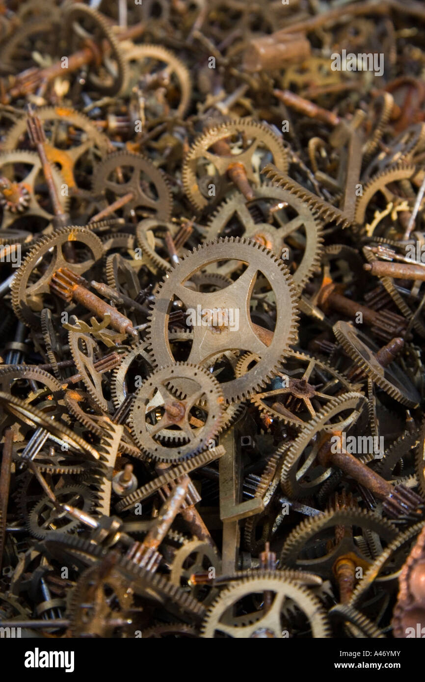 Golden cogwheels hi-res stock photography and images - Alamy