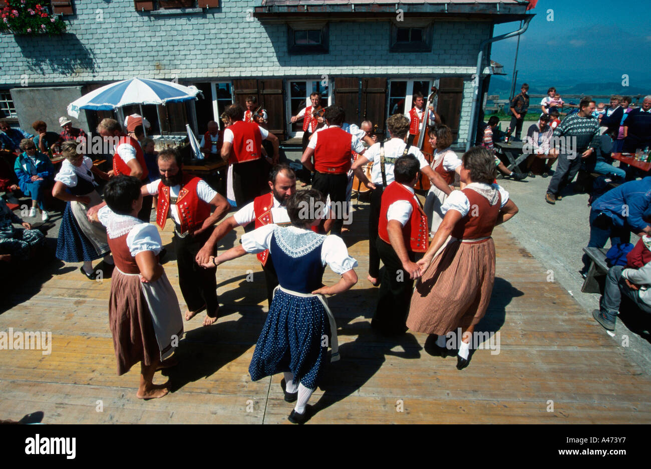 Switzerland dancing hi-res stock photography and images - Alamy