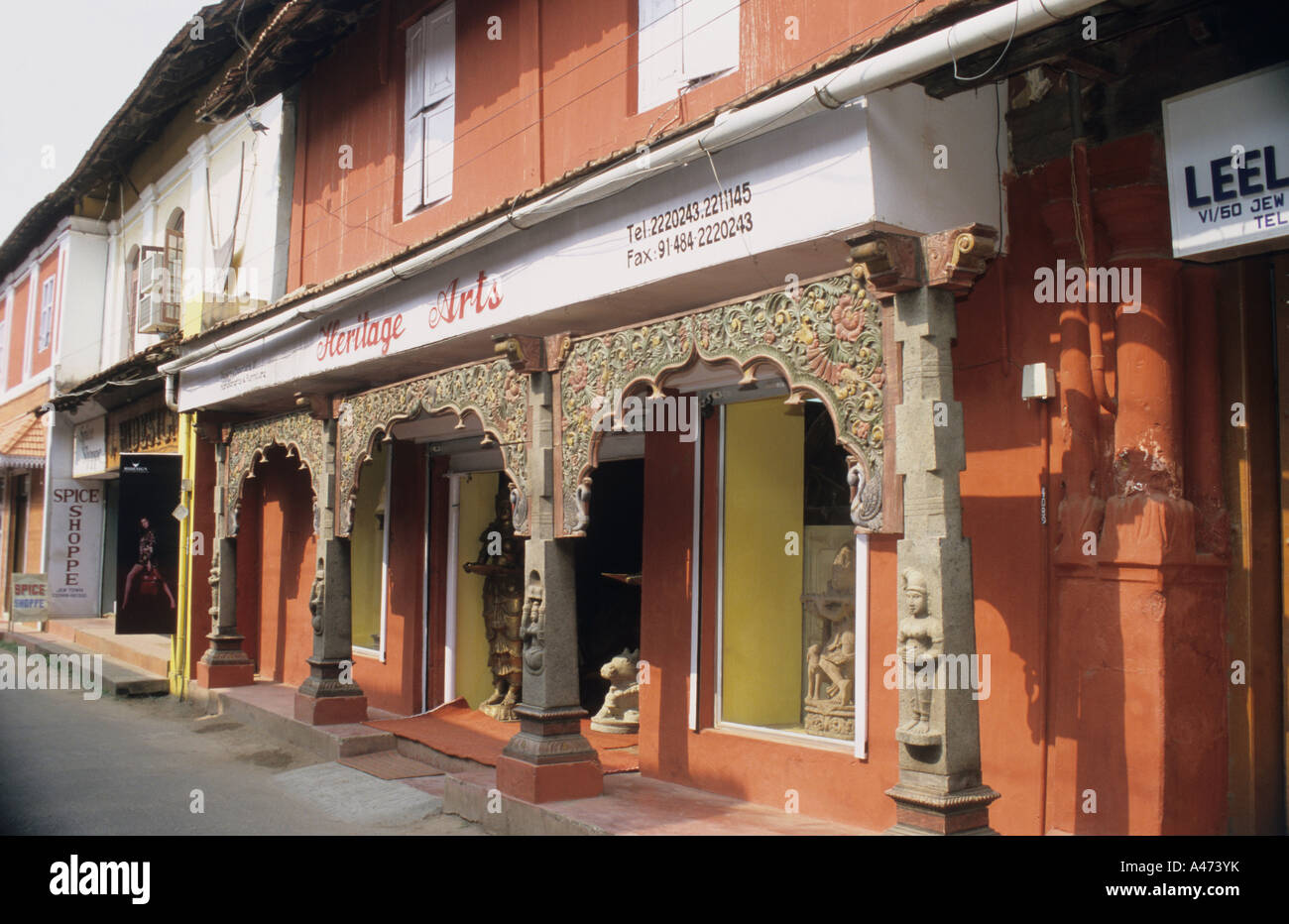 An artifact's shop at old Cochin Kerala, India Stock Photo - Alamy