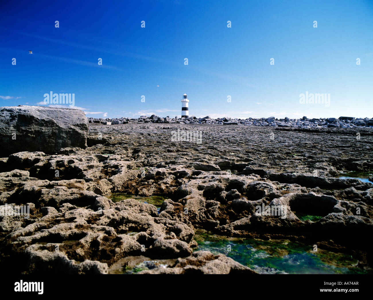 Craggy island on irish atlantic hi-res stock photography and images - Alamy