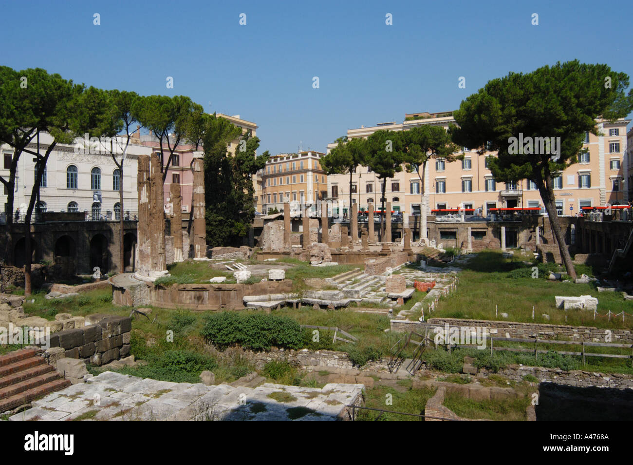 Piazza Argentina Roma Sep 2002 Stock Photo - Alamy